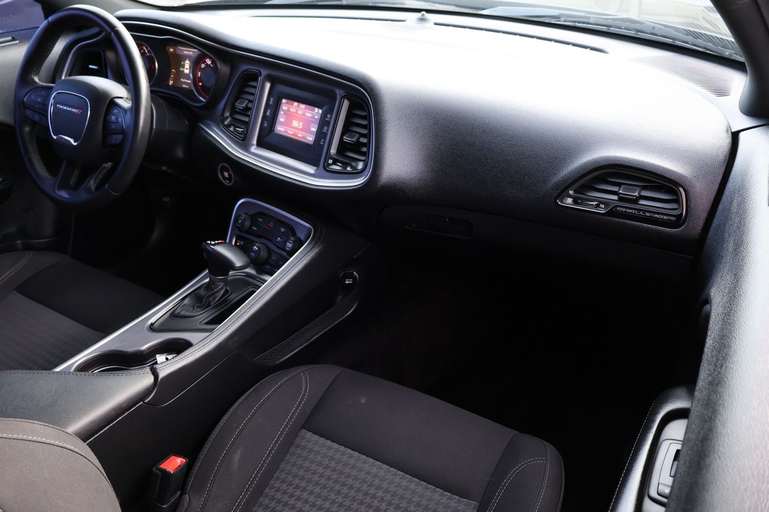2017 Dodge Challenger SXT | Victory Motors of Colorado