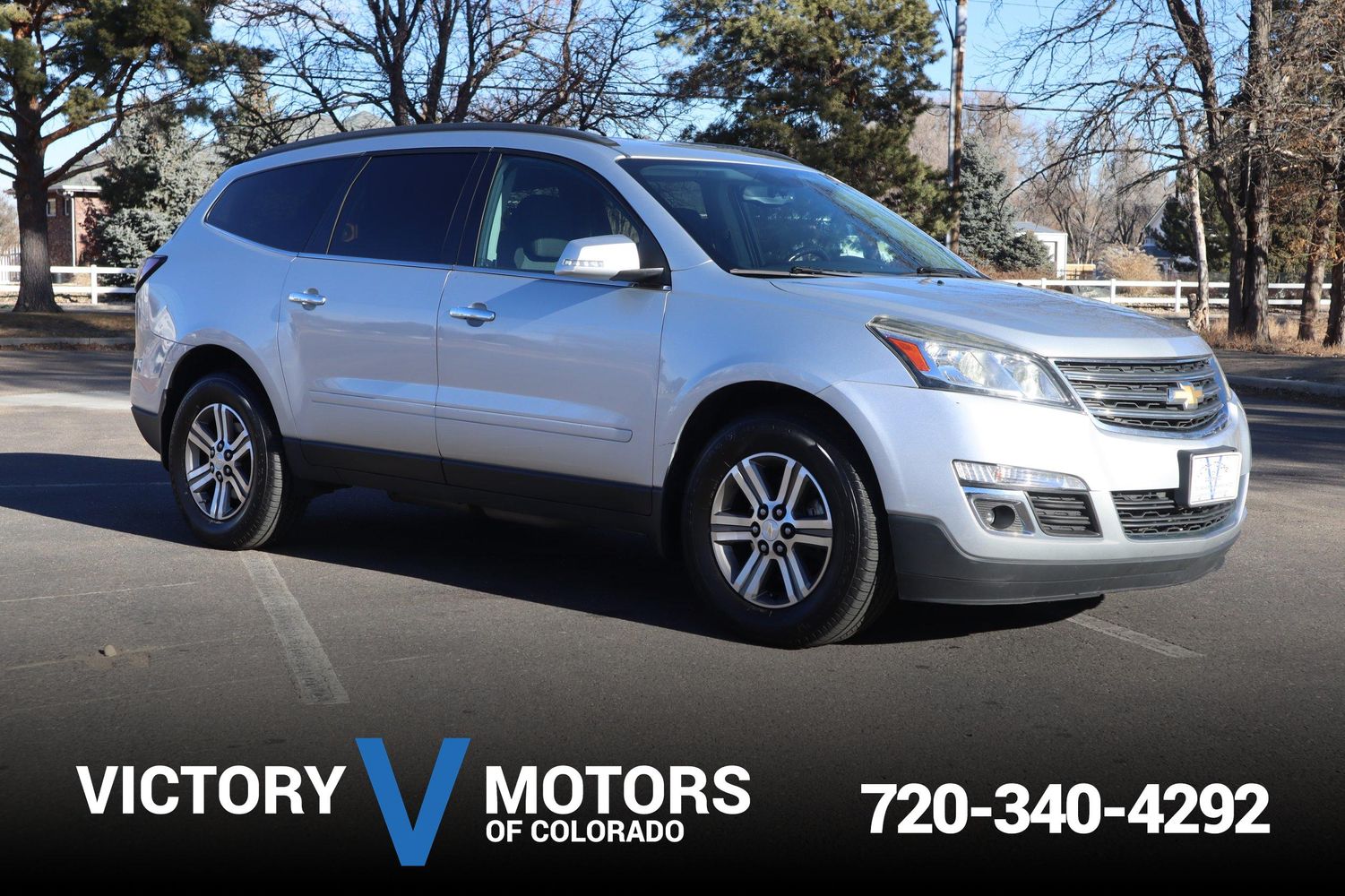 2016 Chevrolet Traverse LT | Victory Motors of Colorado
