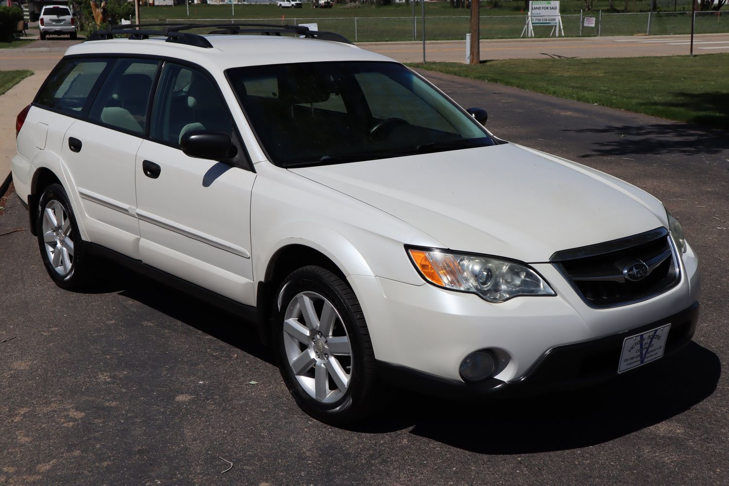 2008 Subaru Outback 2.5i | Victory Motors of Colorado