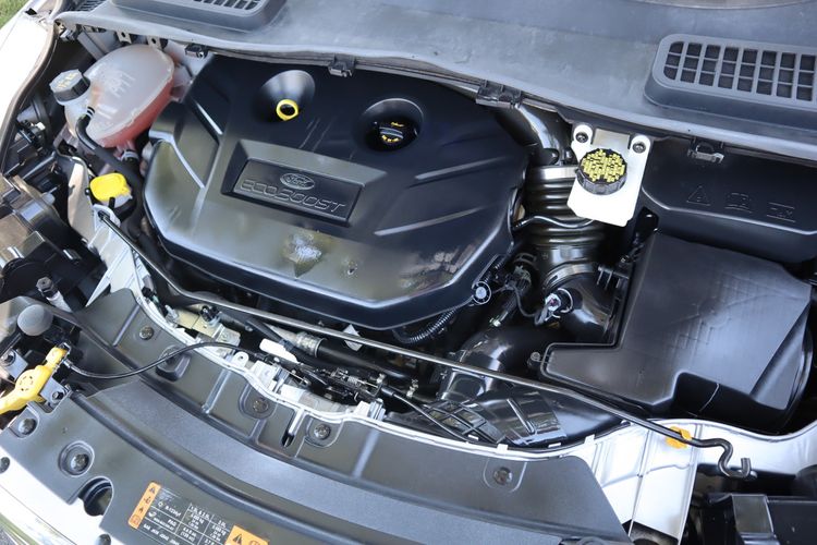 2017 Ford Escape SE | Victory Motors of Colorado