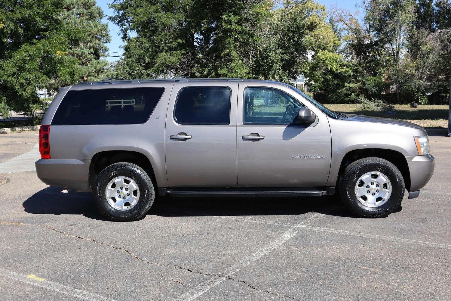 2012 Chevrolet Suburban LT | Victory Motors of Colorado