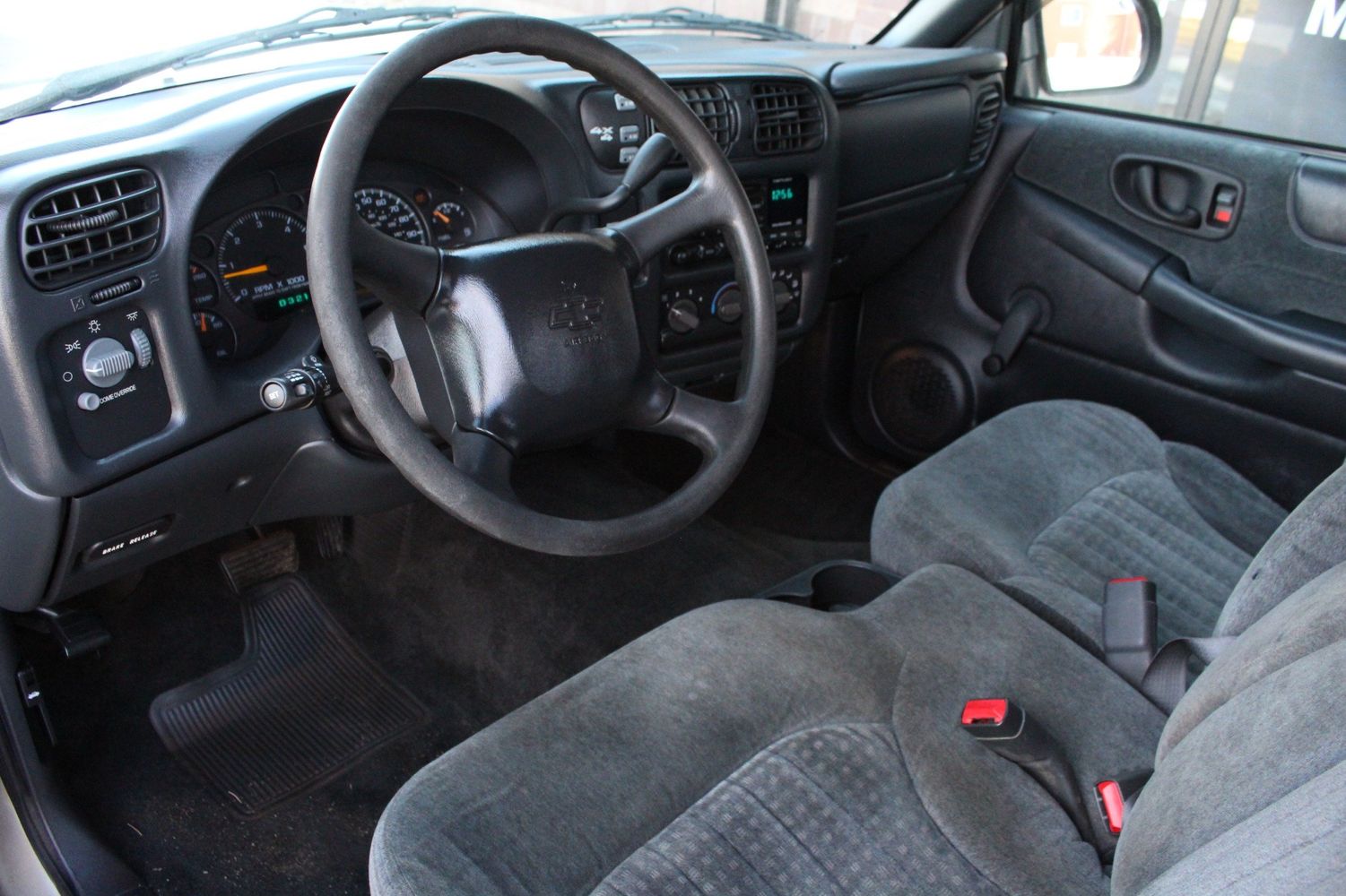 2000 Chevrolet S-10 | Victory Motors of Colorado