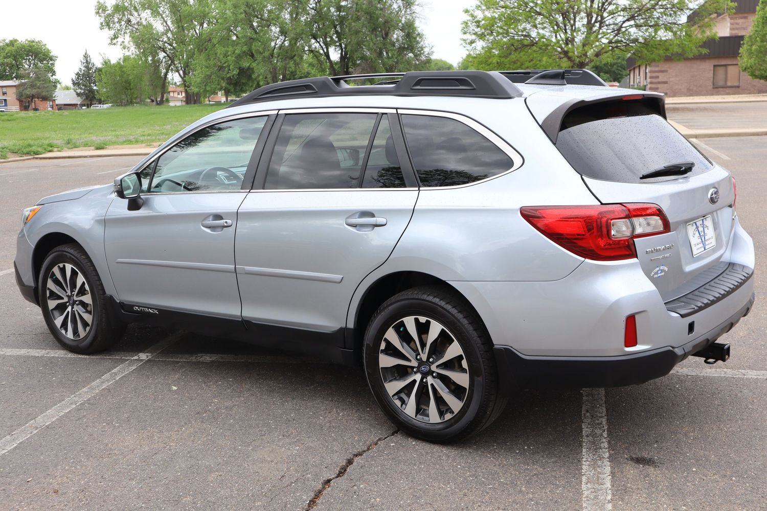 2016 Subaru Outback 2.5i Limited | Victory Motors of Colorado