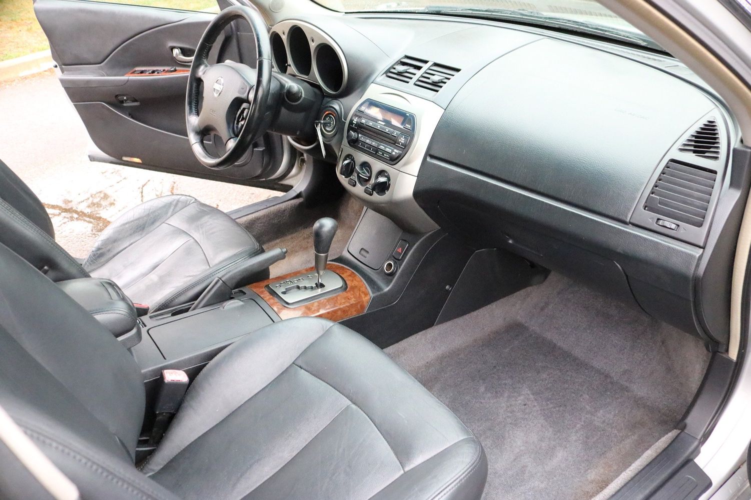 2003 Nissan Altima 2.5 S | Victory Motors of Colorado