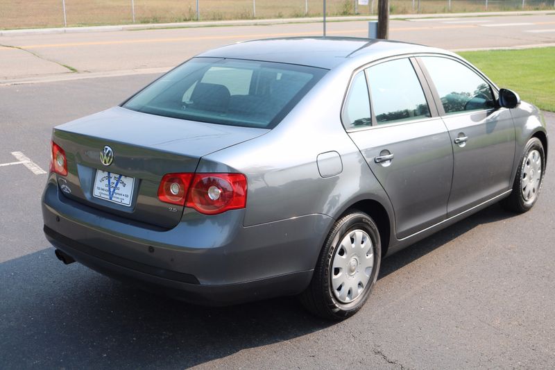 2006 Volkswagen Jetta Photos