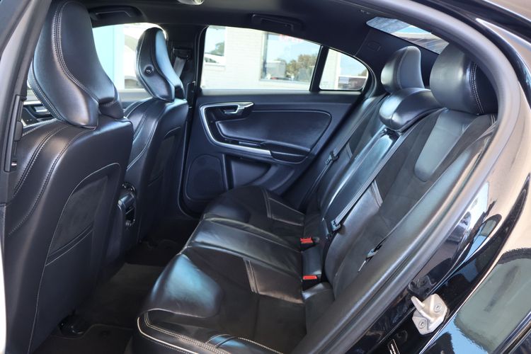 2015 Volvo S60 T6 R-Design Platinum | Victory Motors of Colorado