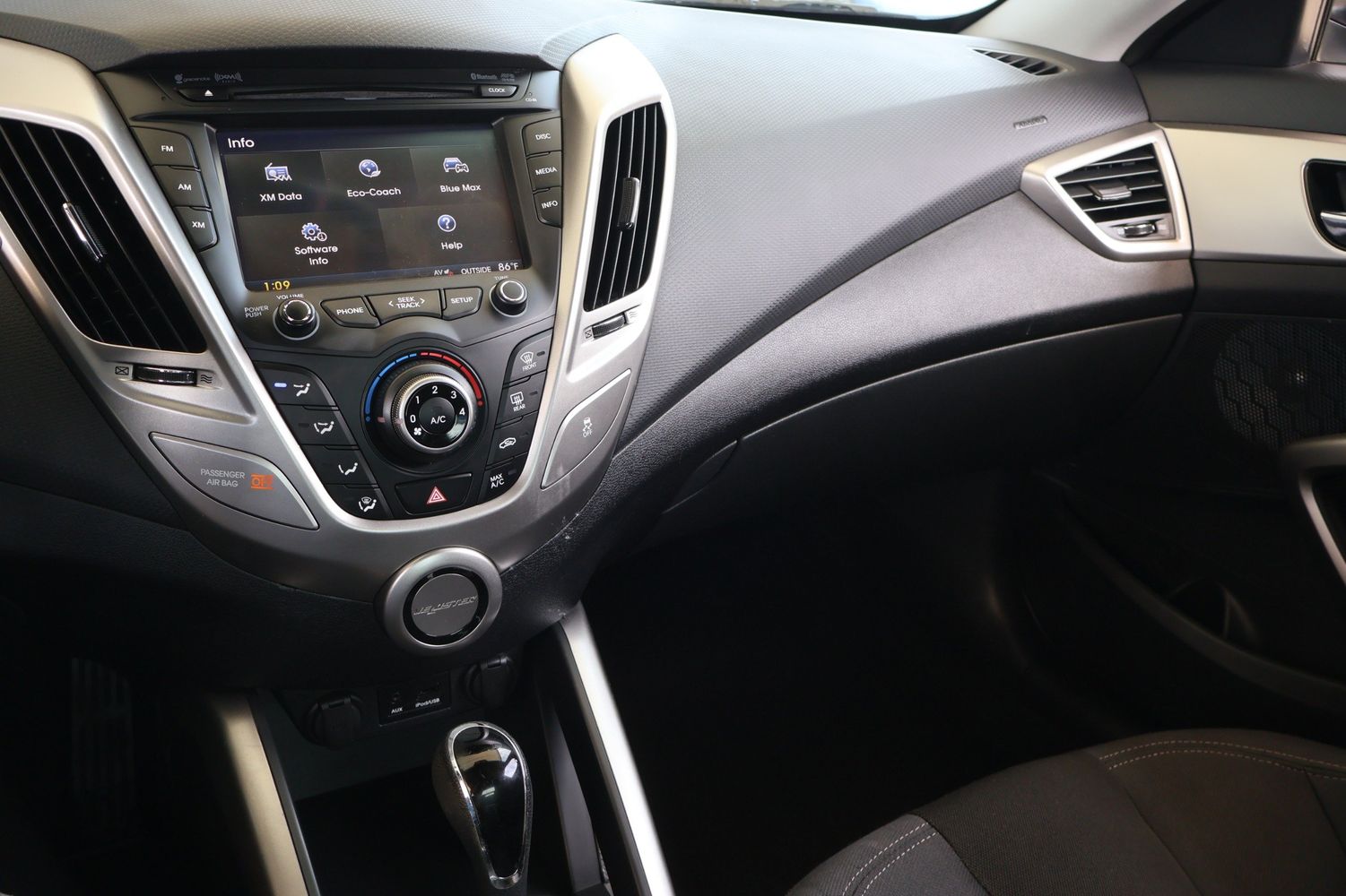 2012 Hyundai VELOSTER Base | Victory Motors of Colorado