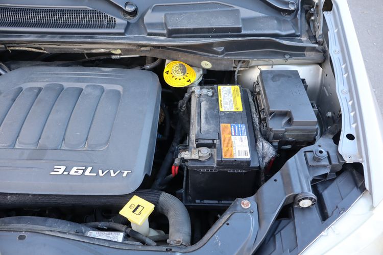 2015 Dodge Grand Caravan SE | Victory Motors of Colorado