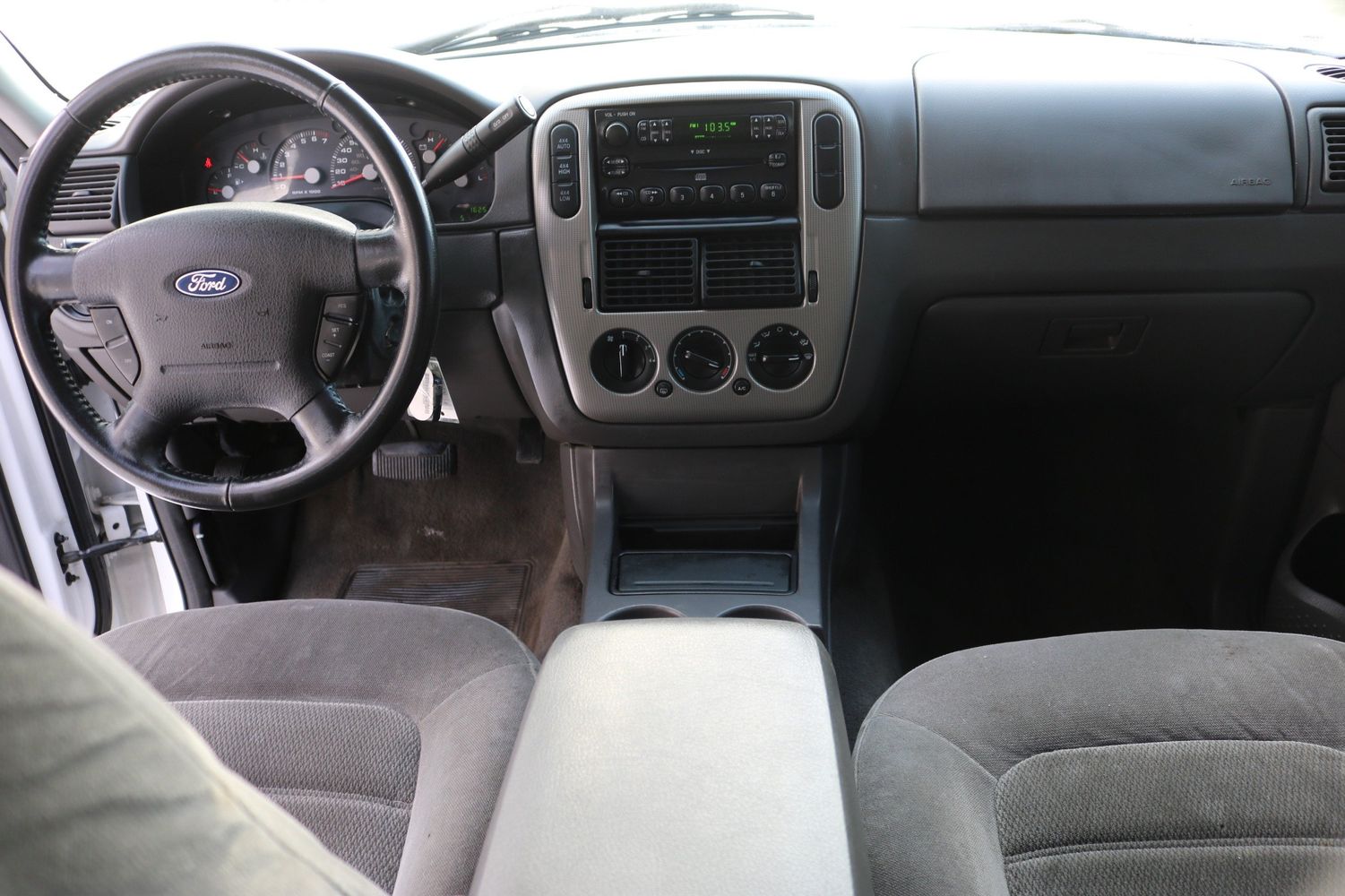 2004 Ford Explorer XLT | Victory Motors of Colorado