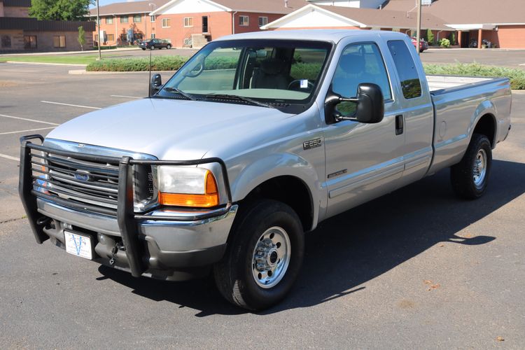 2001 Ford F-250 Super Duty XLT | Victory Motors of Colorado
