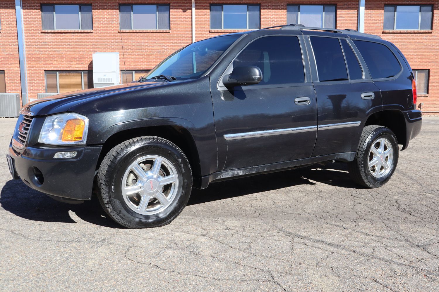 2008 GMC Envoy SLE | Victory Motors of Colorado