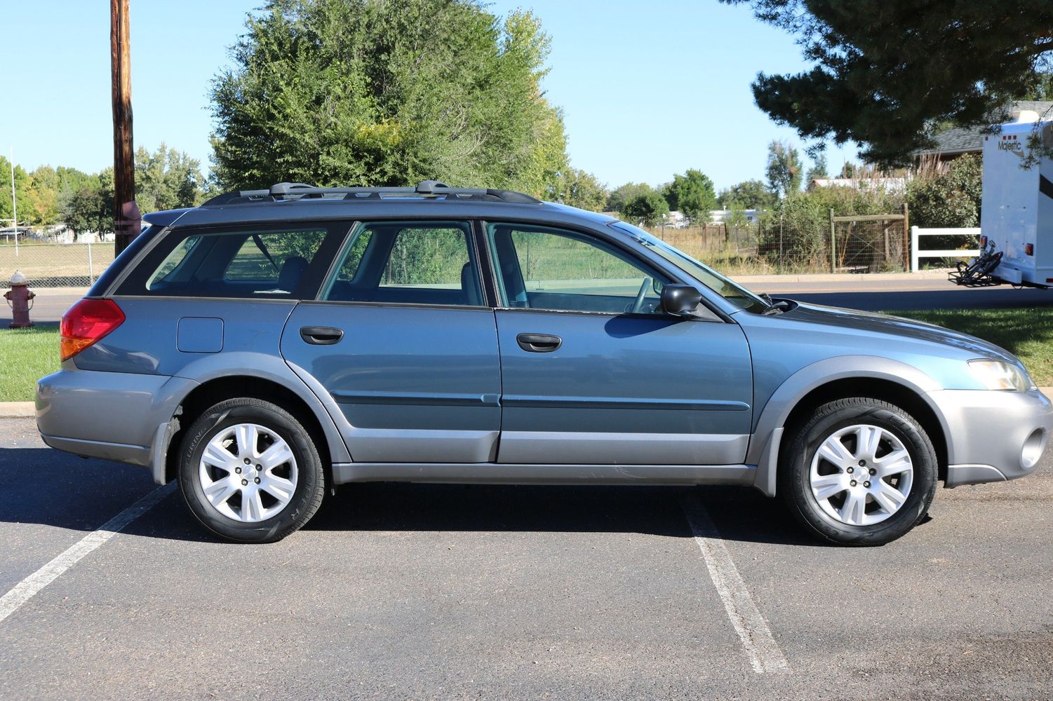 2005 Subaru Outback 2.5i | Victory Motors of Colorado