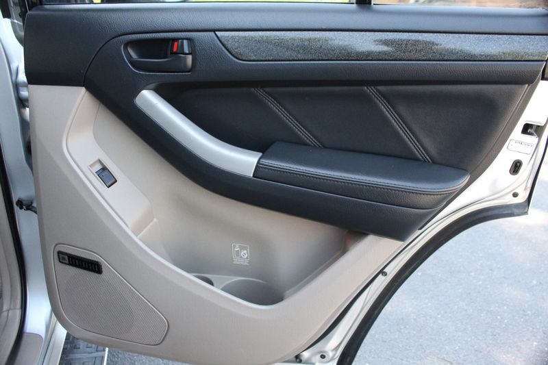 2003 Toyota 4Runner Photos