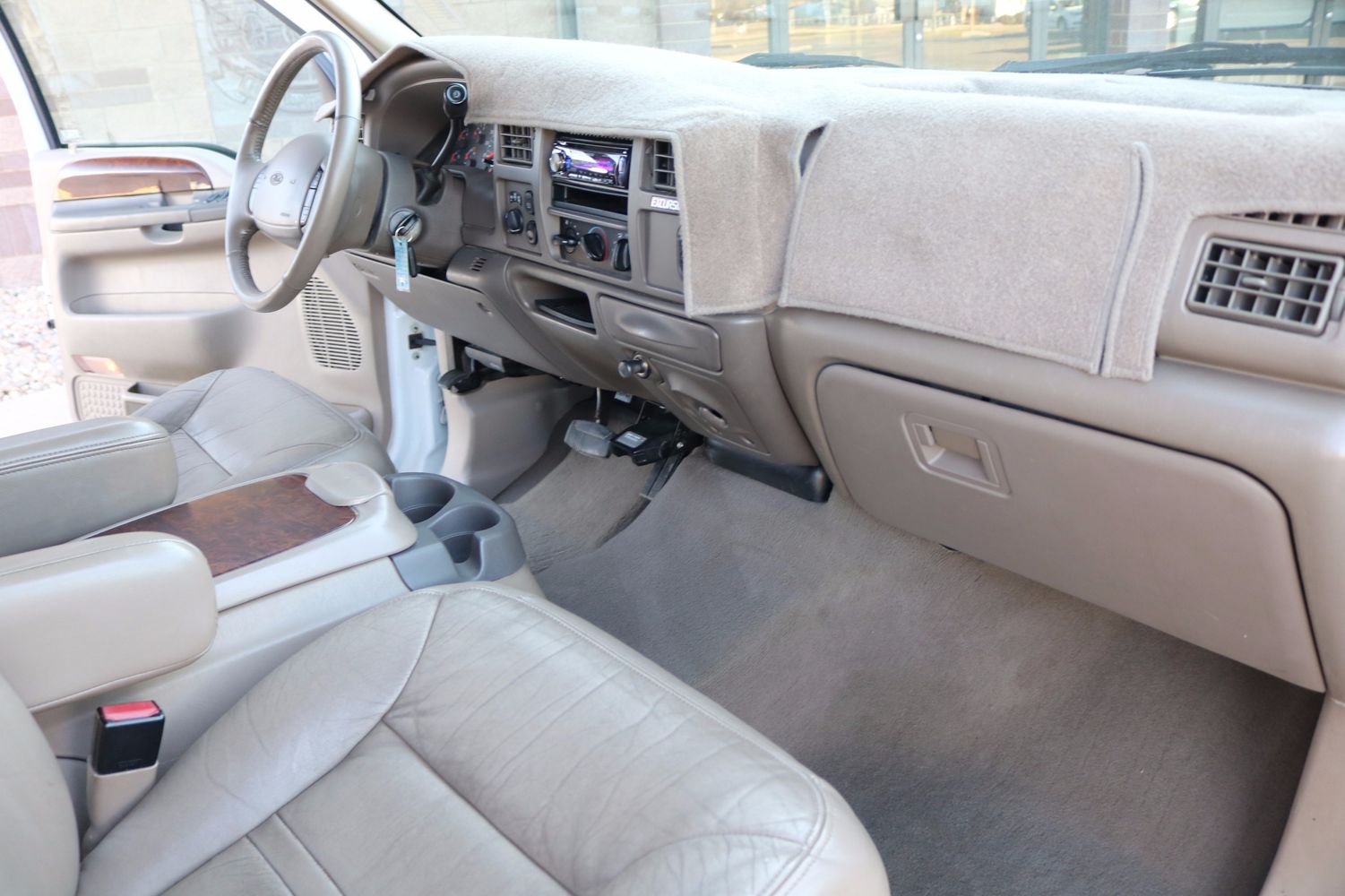 2001 Ford Excursion Limited | Victory Motors of Colorado