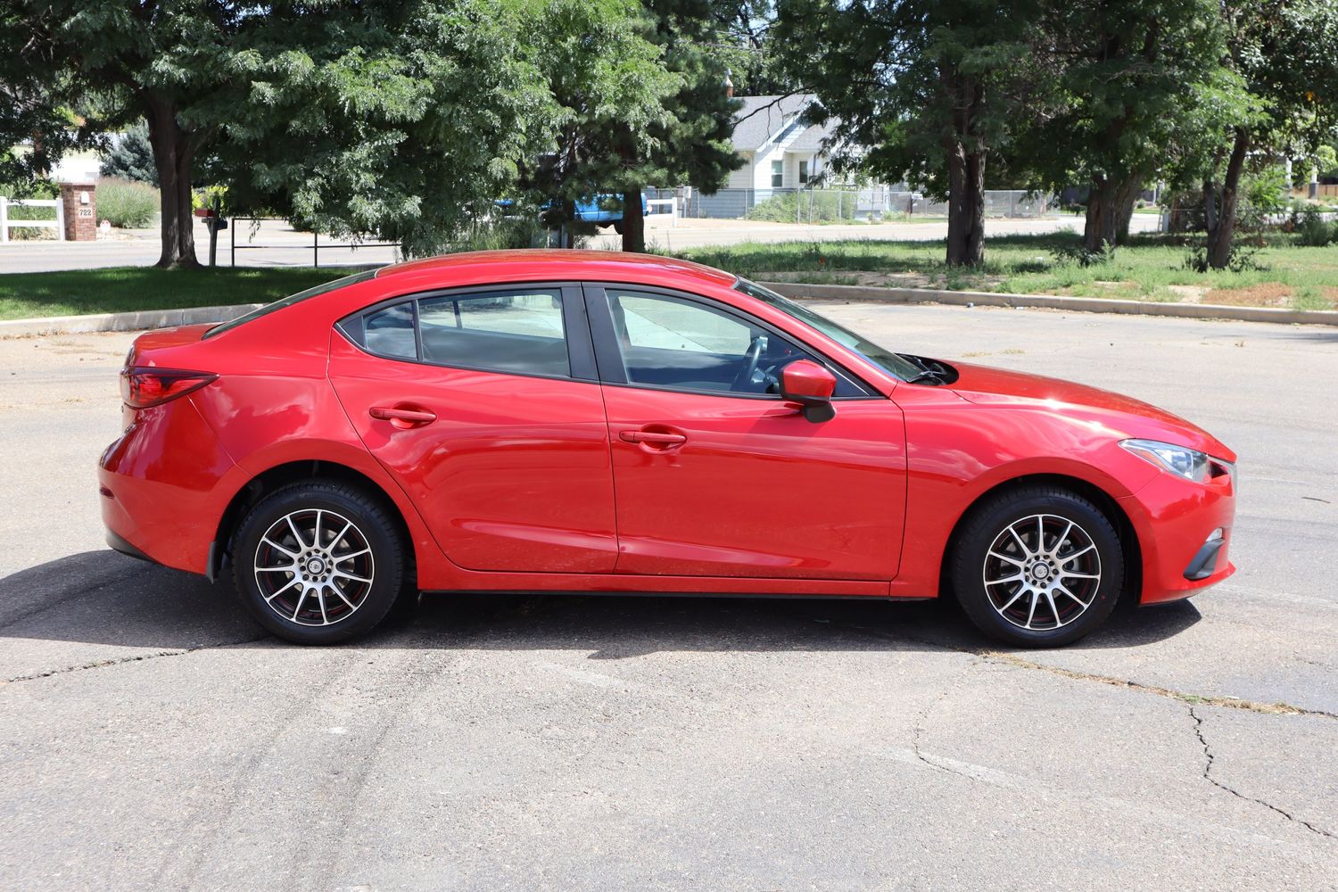 2016 Mazda 3 i Sport | Victory Motors of Colorado