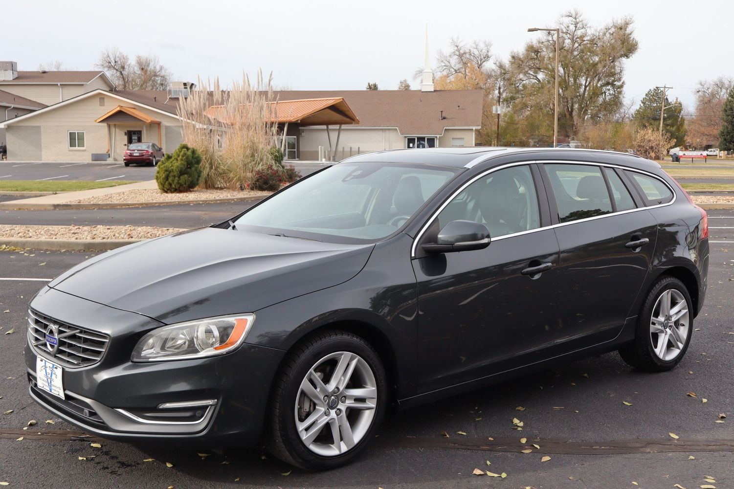 2015 Volvo V60 T5 Premier Plus | Victory Motors of Colorado