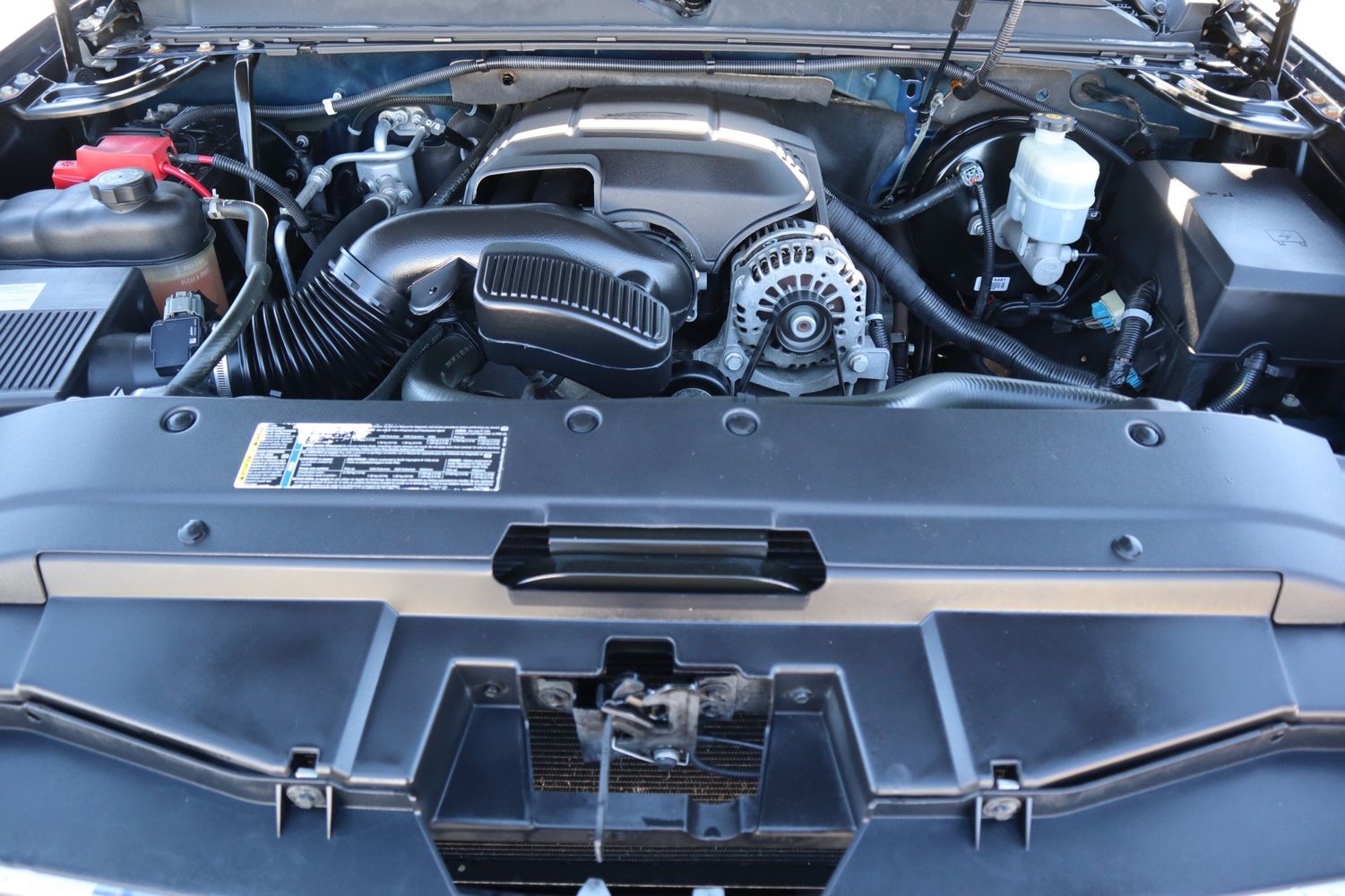 2010 Chevrolet Avalanche LS | Victory Motors of Colorado