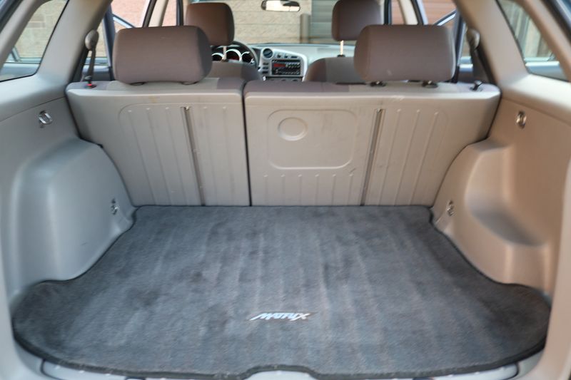 2003 Toyota Matrix Photos