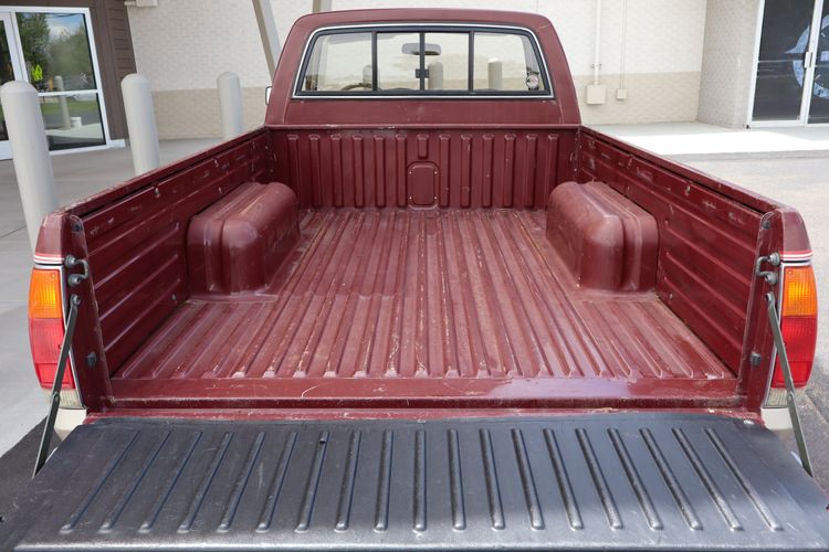 1987 Isuzu Pickup Base | Victory Motors of Colorado