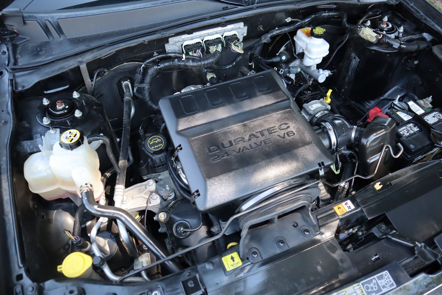 2012 Ford Escape Limited | Victory Motors of Colorado