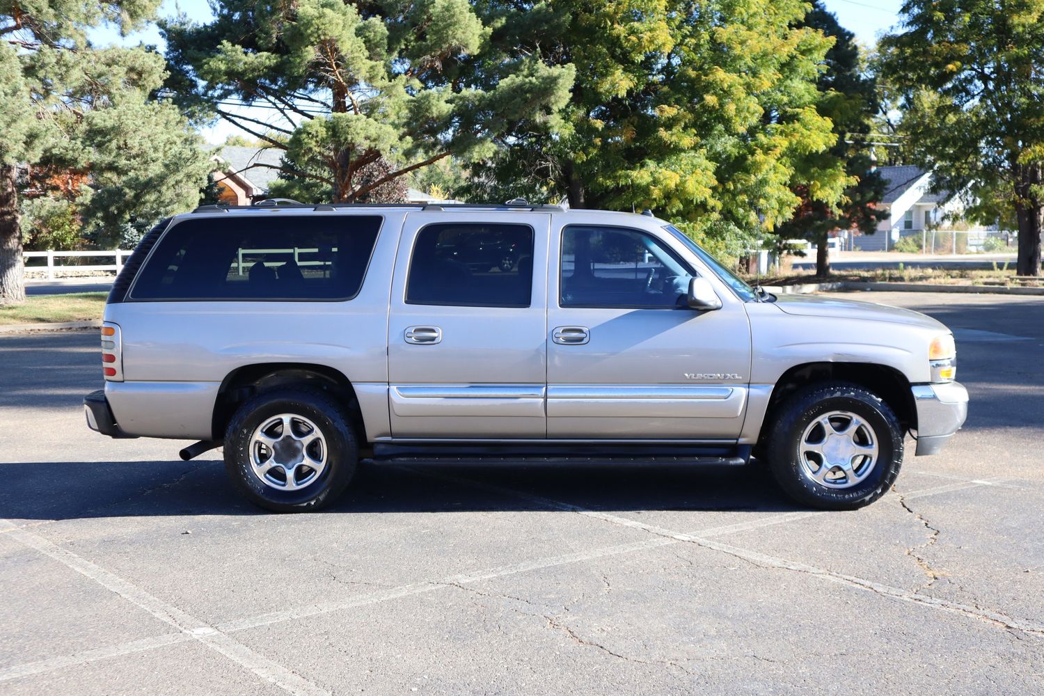 2003 GMC Yukon XL 1500 SLE | Victory Motors of Colorado