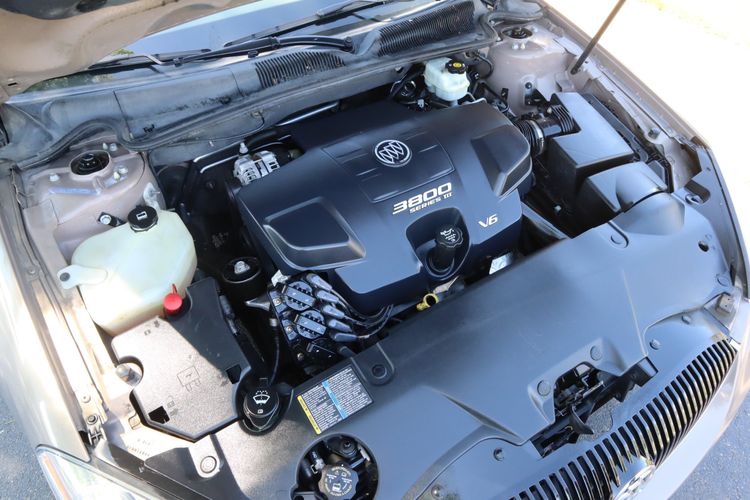 2006 Buick Lucerne CXL V6 | Victory Motors of Colorado