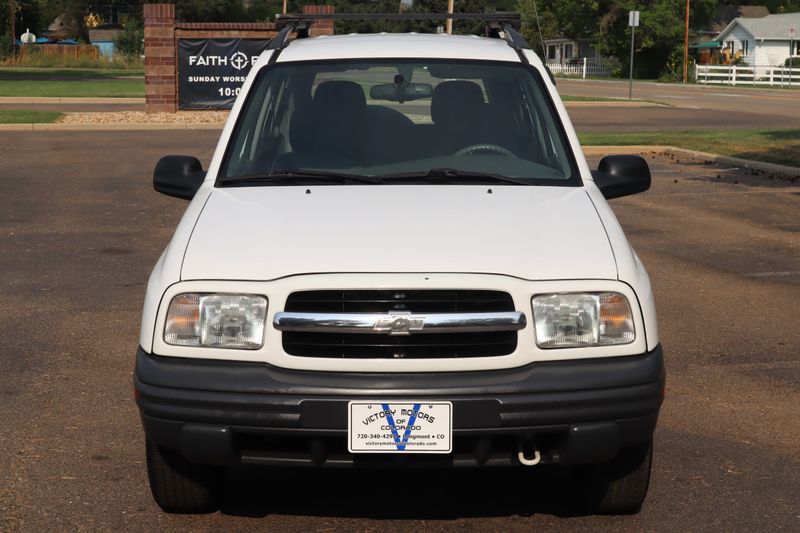 2000 Chevrolet Tracker Photos