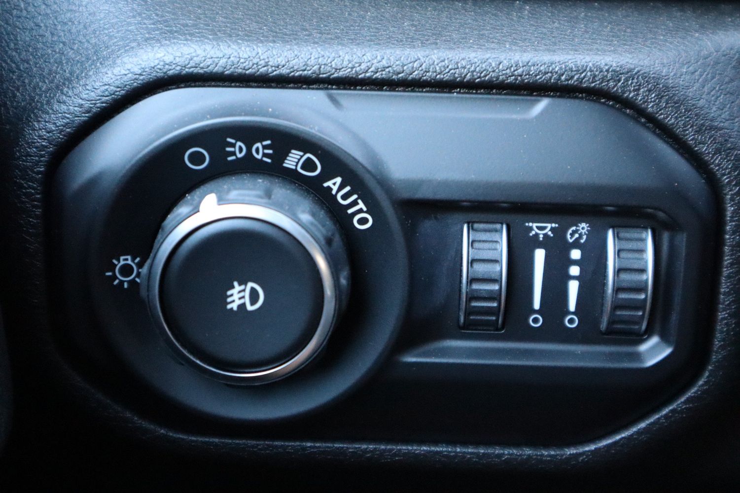 2020 JEEP WRANGLER UNLIMITED Sport S | Victory Motors of Colorado