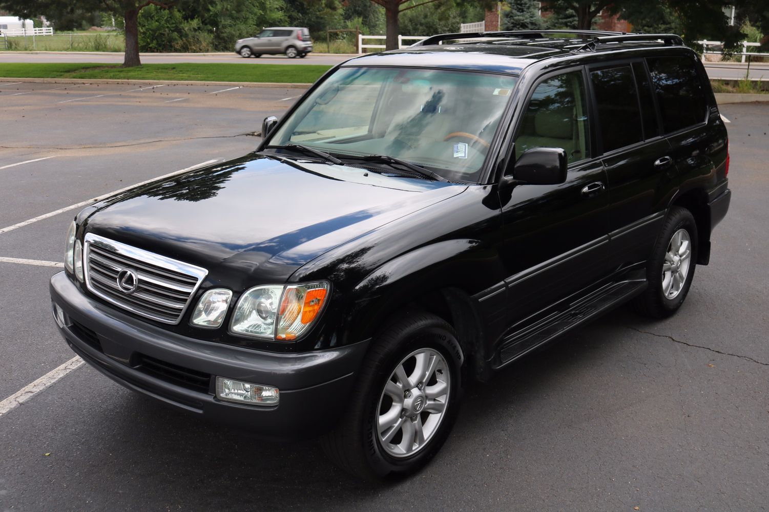 2005 Lexus LX 470 4WD | Victory Motors of Colorado