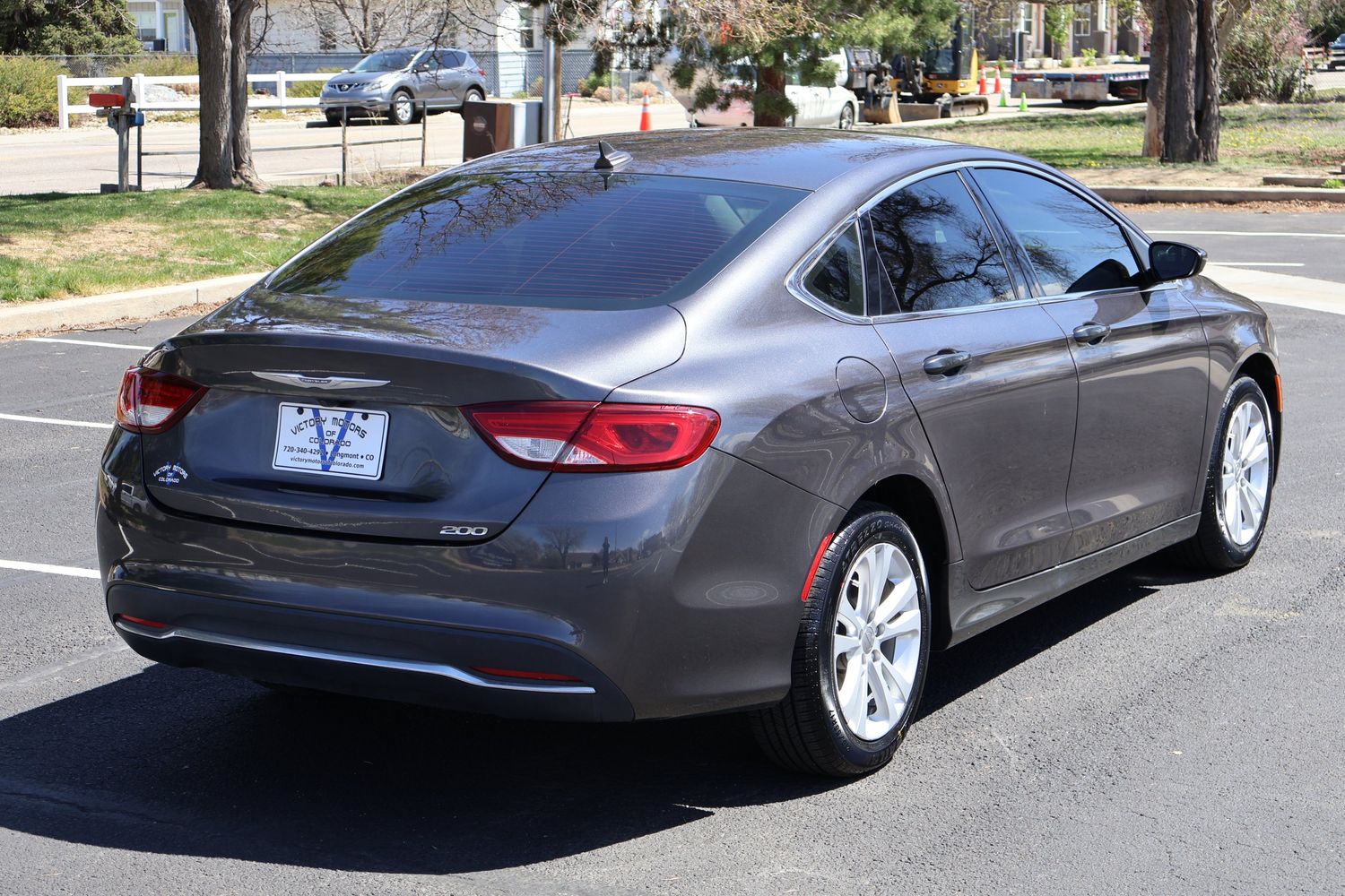2016 Chrysler 200 Limited Platinum | Victory Motors of Colorado
