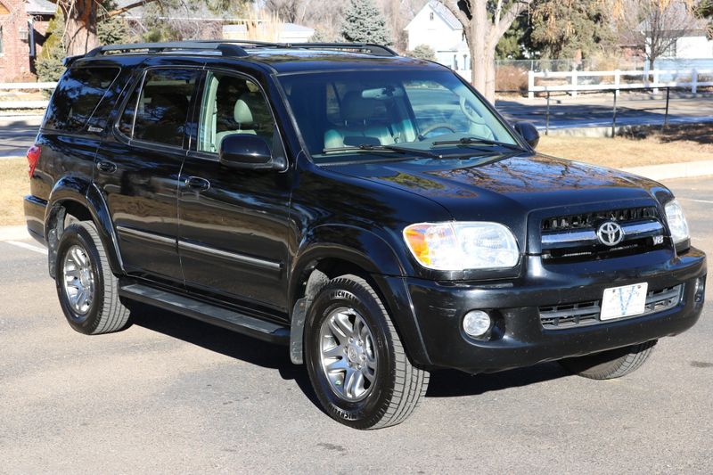2006 Toyota Sequoia Photos