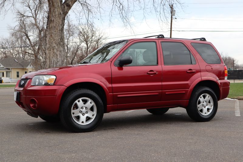 2006 Ford Escape Photos