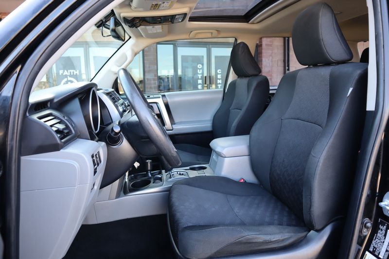 2013 Toyota 4Runner Photos