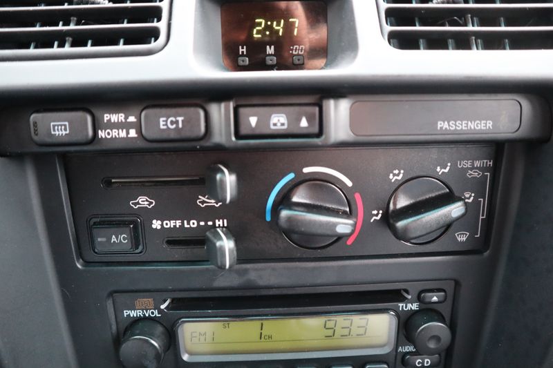 2000 Toyota 4Runner Photos