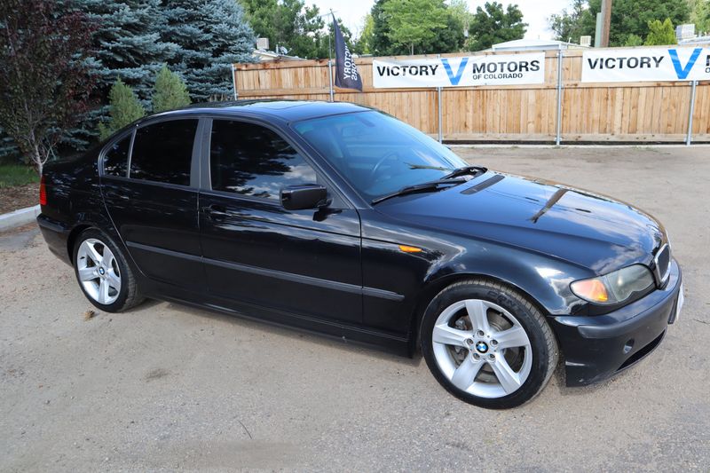 2004 BMW 3 Series Photos