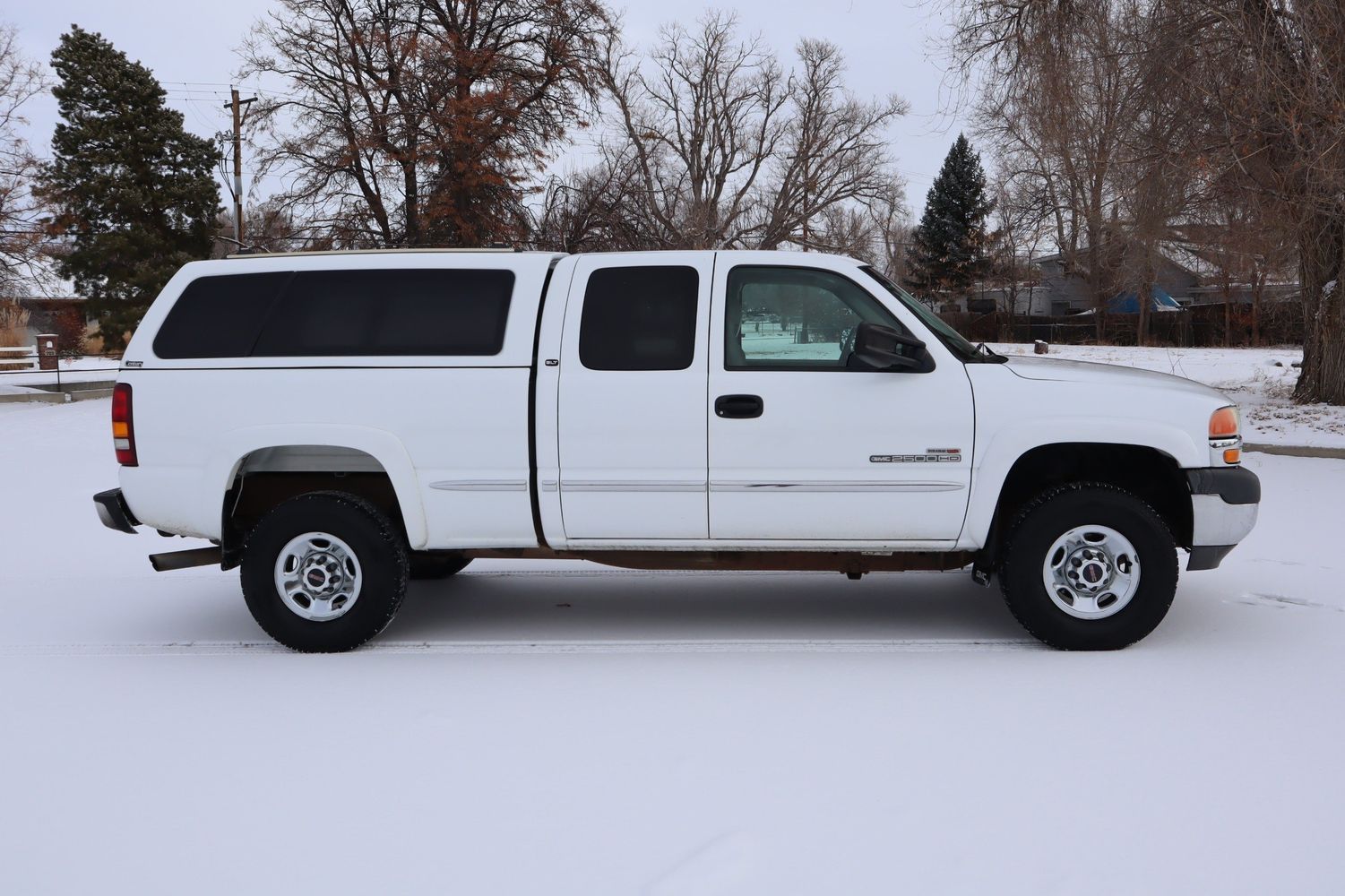 2001 GMC Sierra 2500HD SL | Victory Motors of Colorado