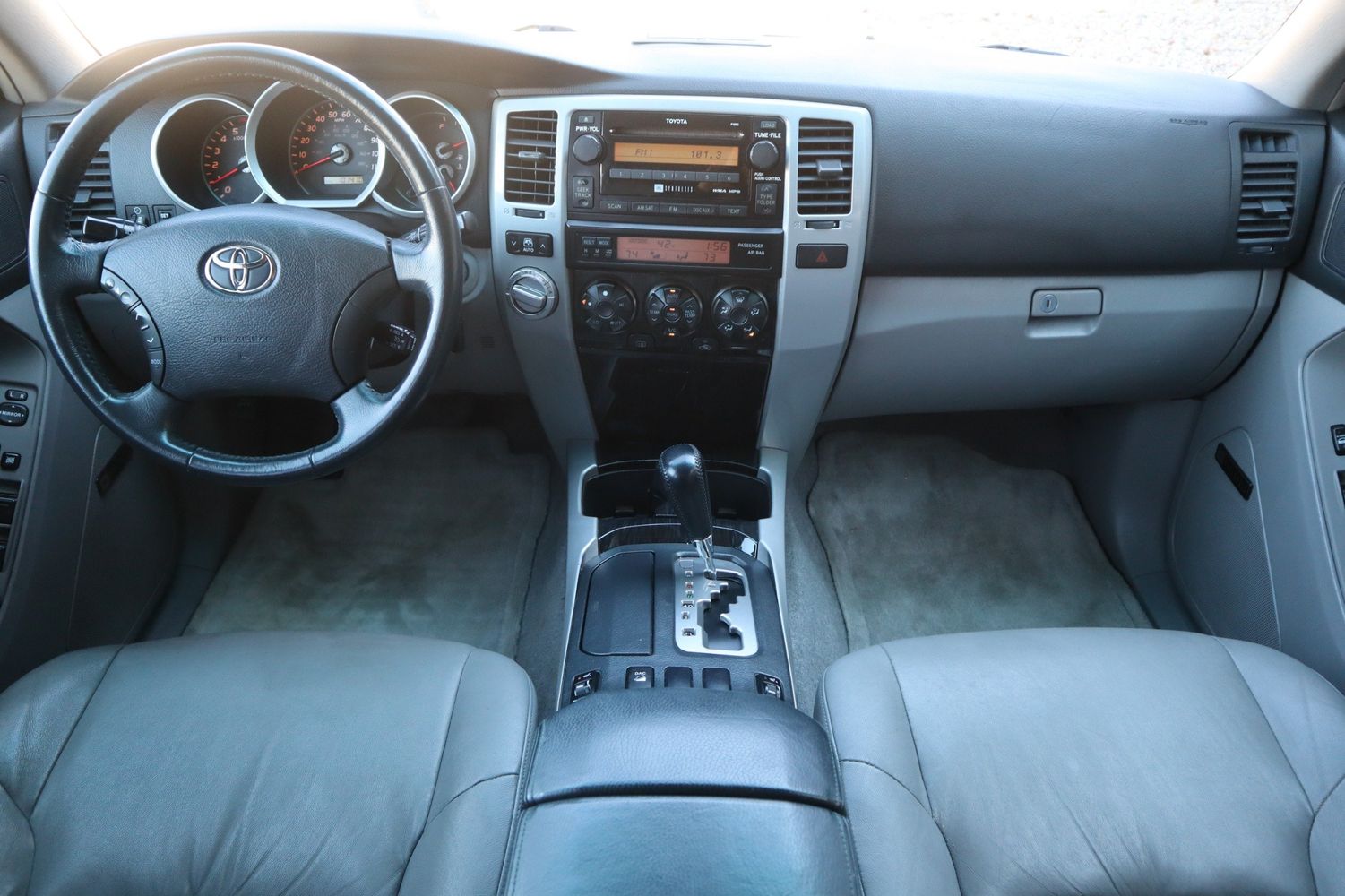 2007 Toyota 4Runner Limited | Victory Motors of Colorado