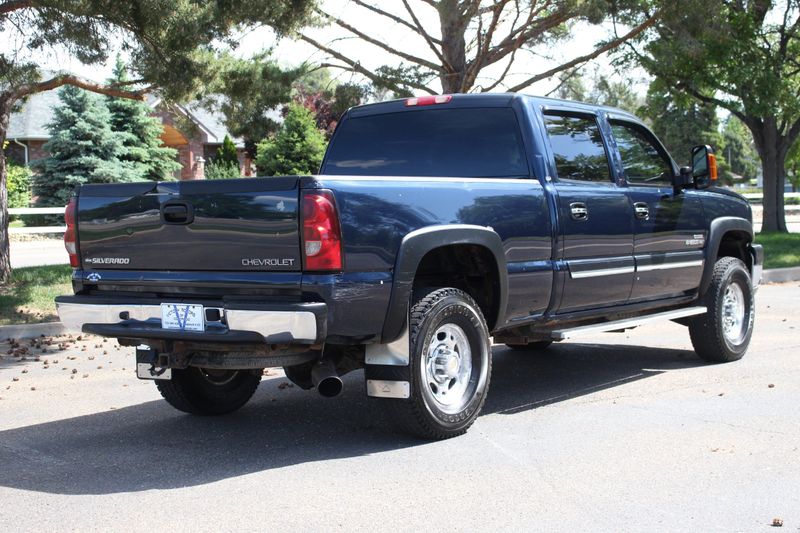 2005 Chevrolet Silverado 2500HD Photos