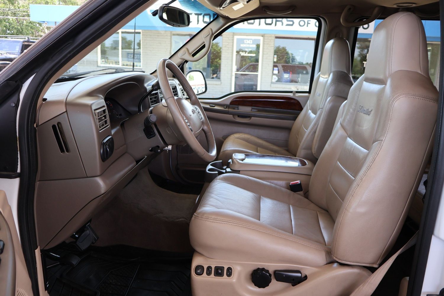 2002 Ford Excursion Limited | Victory Motors of Colorado