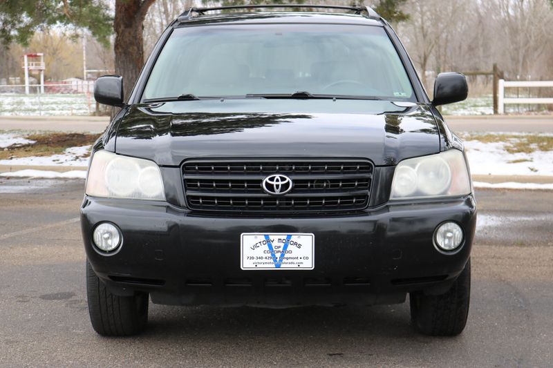 2003 Toyota Highlander Photos