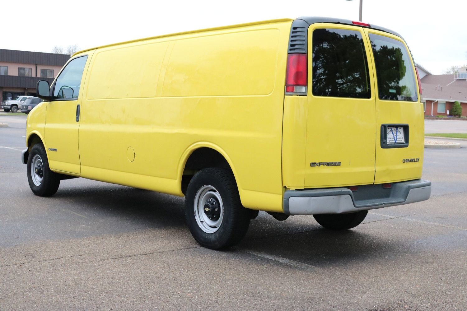 2002 Chevrolet Express Cargo 3500 | Victory Motors of Colorado
