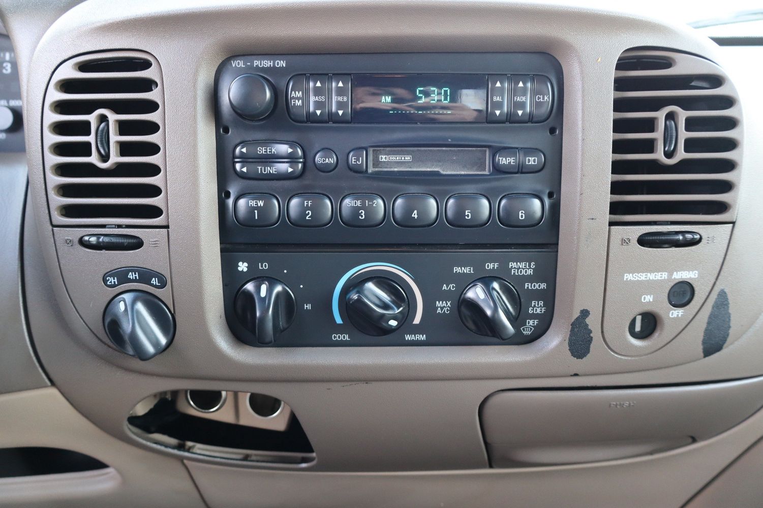1998 Ford F-150 XL | Victory Motors of Colorado