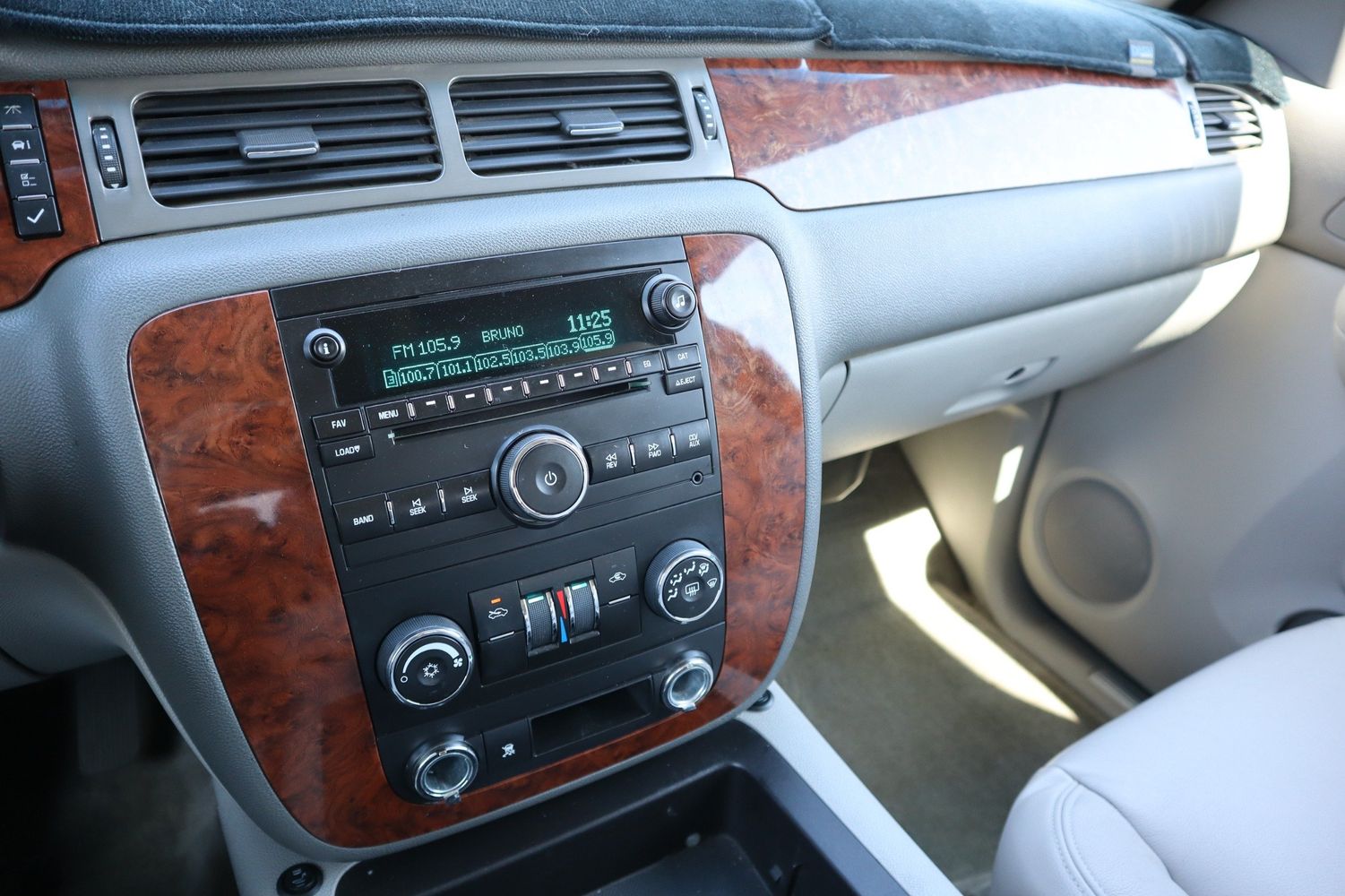 2008 Chevrolet Avalanche LT | Victory Motors of Colorado