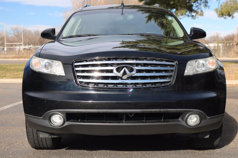 2005 INFINITI FX35 Photos