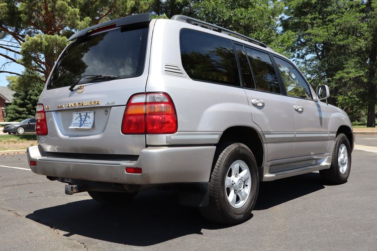 2000 Toyota Land Cruiser | Victory Motors of Colorado