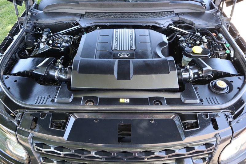 2015 Land Rover Range Rover Sport Photos