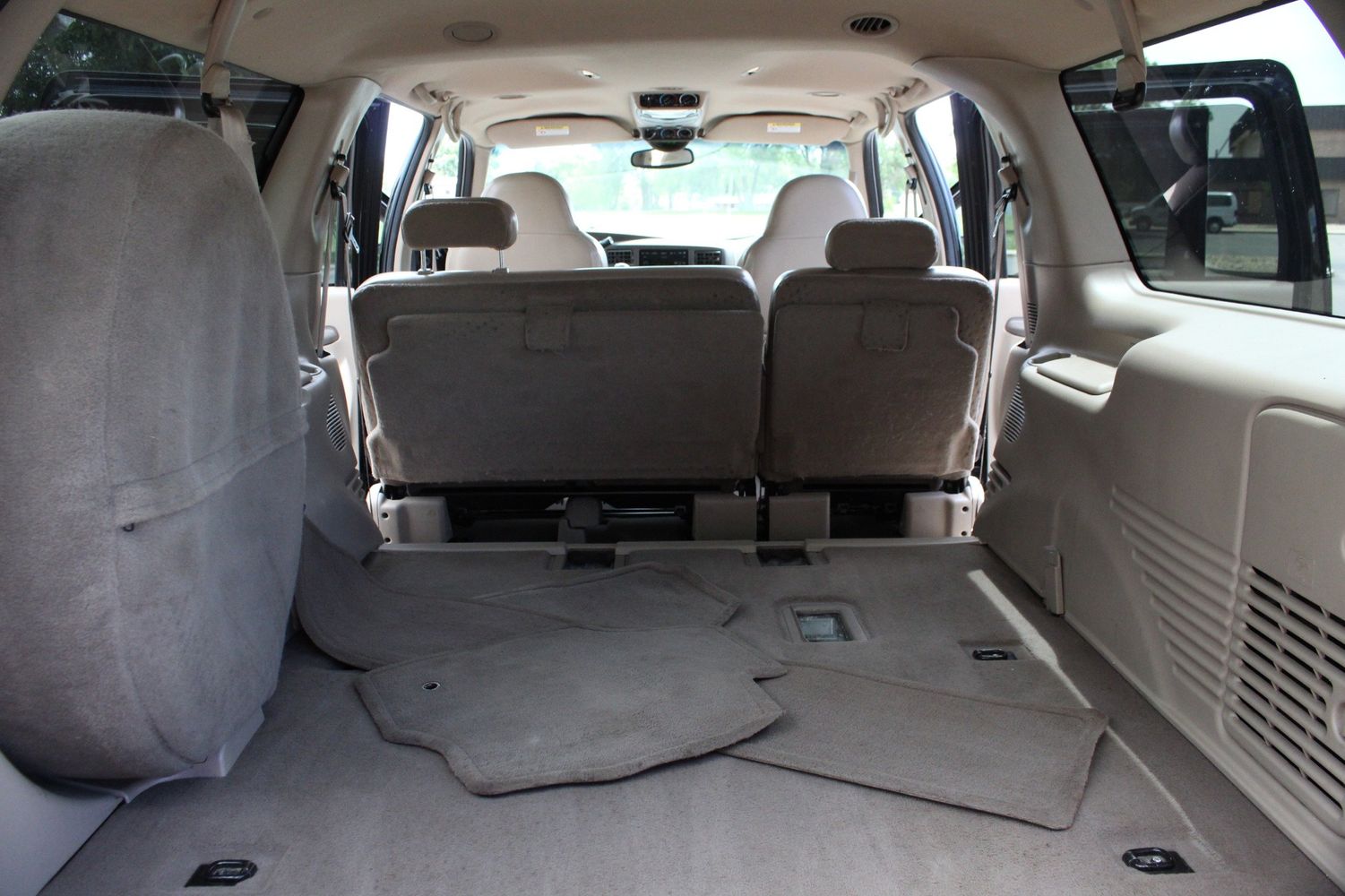 2001 Ford Excursion Limited | Victory Motors of Colorado