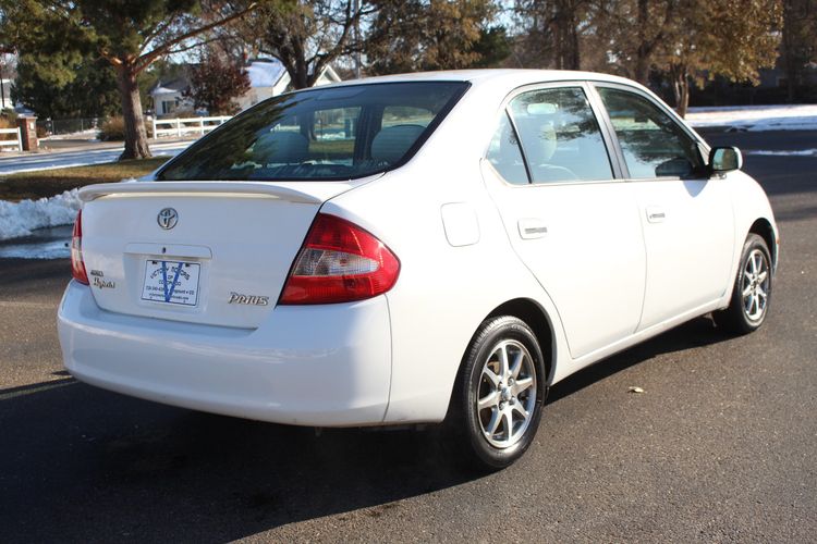 2001 Toyota Prius | Victory Motors of Colorado