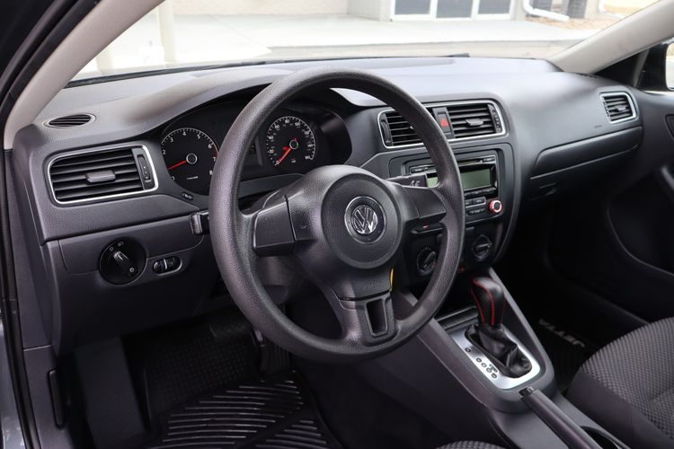 2012 Volkswagen Jetta Base | Victory Motors of Colorado