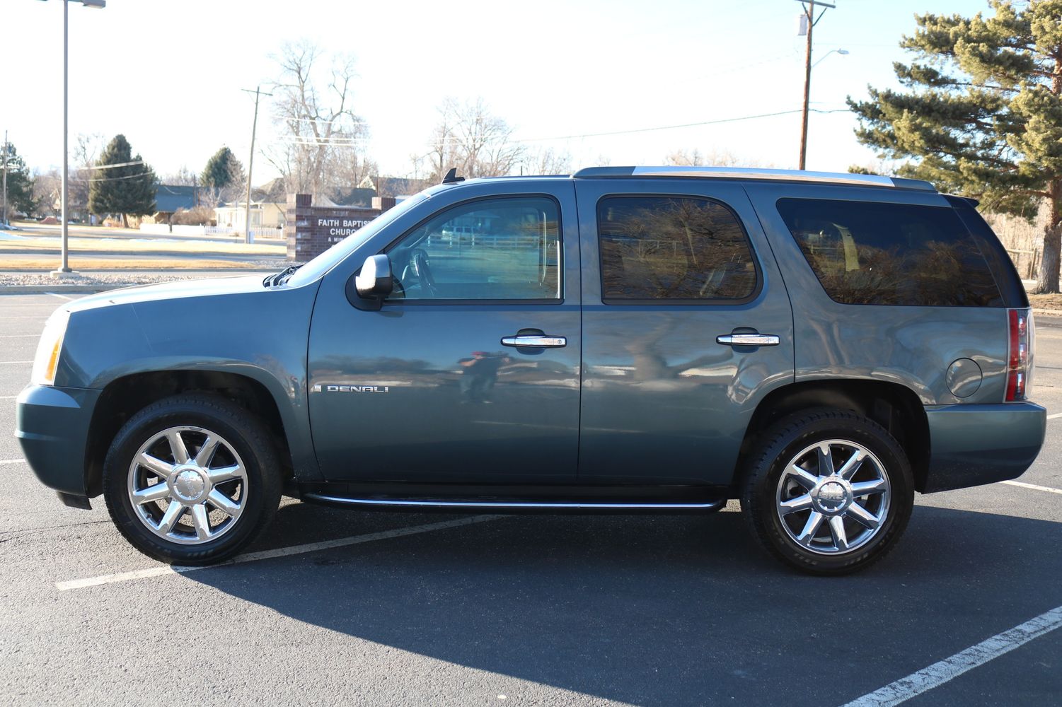 2008 GMC Yukon Denali | Victory Motors of Colorado